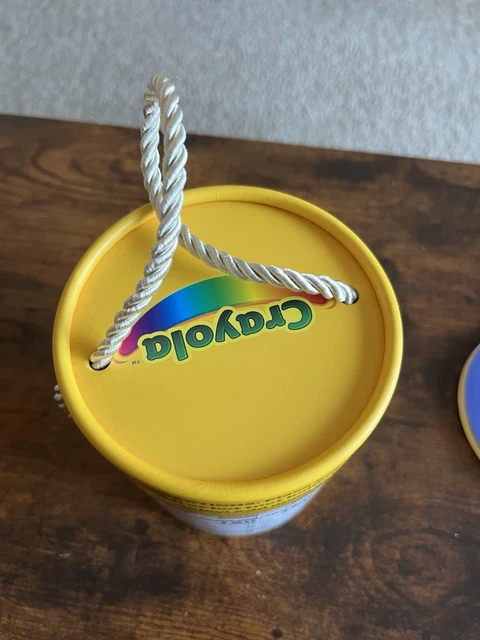 CRAYOLA COLORFUL HOT Chocolate Emerald Green & Pacific Blue Exp: 06/ ...