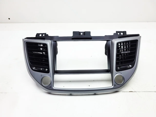 HYUNDAI TUCSON TL Mk3 Dashboard Display Screen Surround Trim & Air Vent ...