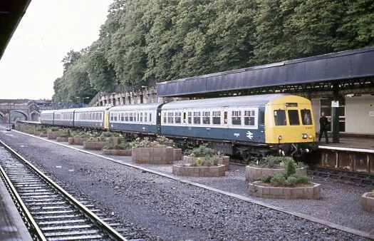 ORIGINAL COLOUR SLIDE of 52330 BR DMU £2.25 - PicClick UK