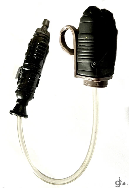 VINTAGE TERMINATOR 2 Series 2 Meltdown Figure Bazooka Sprayer Gun ...