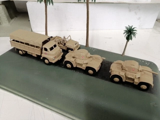 VINTAGE DINKY BRITISH Army Desert Patrol, Bedford RL, Jeep Etc ...