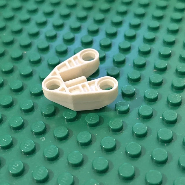 LEGO TECHNIC PIN Connector 3x3 with Axle and 3 Pin Holes - White / PN ...