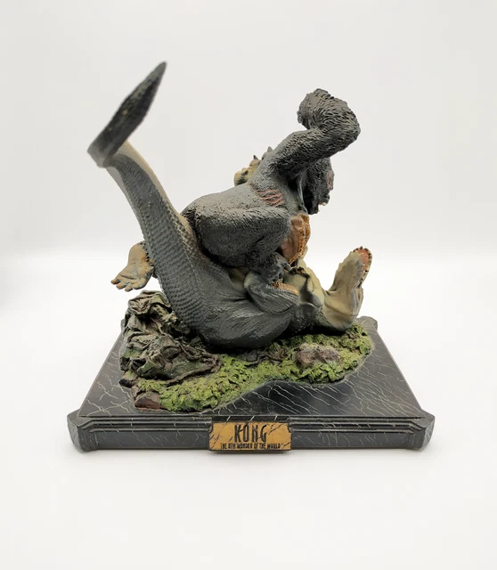KONG FIGHTING V-REX - Diorama Statue Weta King Kong EUR 89,95 - PicClick DE