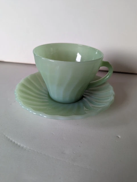 FIRE KING JADEITE SWIRL SHELL TEA CUP And Saucer ANCHOR HOCKING PERFECT ...