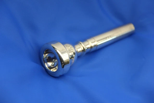 VINTAGE VINCENT BACH Corp. 1 1/4C Mundstück Trompete VERSILBERT ORIGINAL EUR 383,49 - PicClick DE