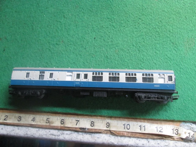 TRI-ANG BLUE/GREY LIVERY Passenger Coach 35024 (Oo-Gauge) Lot D16 £3.99 ...