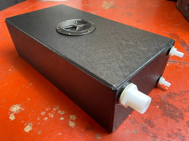 WATER TANK MOTOR Home Camper Caravan (38 Litres) 700 x 300 x 180 ...