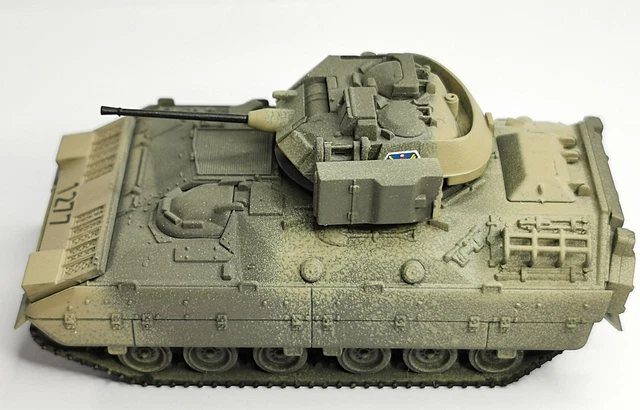 ROCO MINITANKS MODELL 1:87 Nr. 494 Bradley M2A2 Tarn EUR 9,15 - PicClick DE
