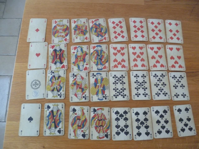 ANCIEN JEU DE 32 cartes avec tampon as de trefle tres bon etat vintage ...