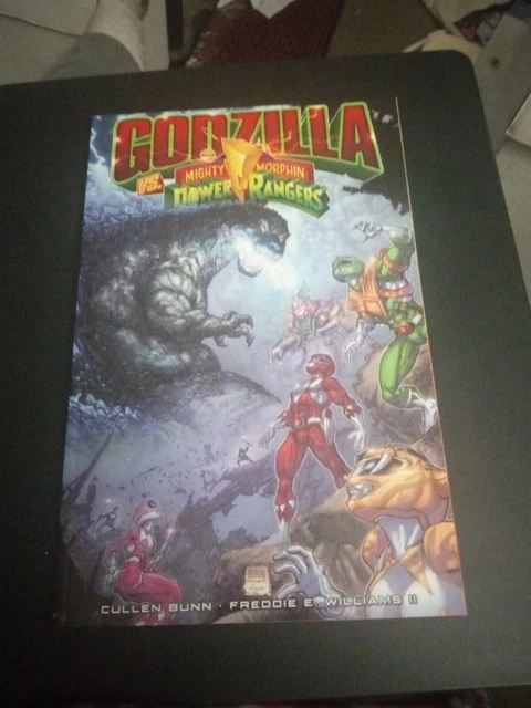 GODZILLA VS. THE Mighty Morphin Power Rangers TPB idw/boom comics ...