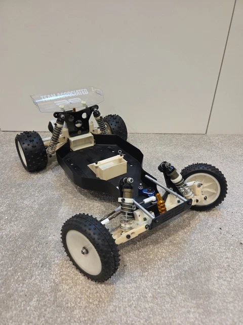 VINTAGE ORIGINAL TEAM Associated Team Car £399.40 - PicClick UK