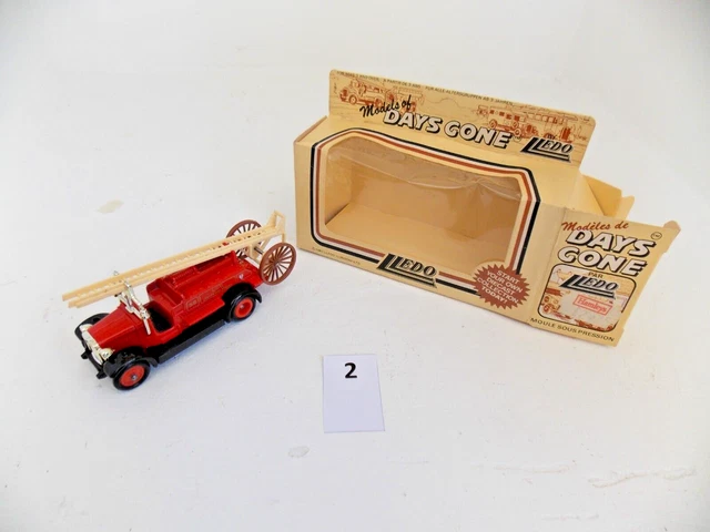 LLEDO MODELS OF Days Gone Model of a L.C.C. London Fire Brigade 52 ...