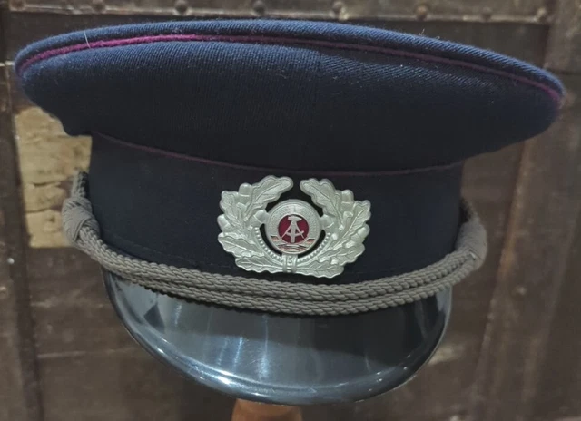 EAST GERMAN DDR NVA Feuerwehr Fire Fighters Visor Cap - Dated 1986 £16. ...