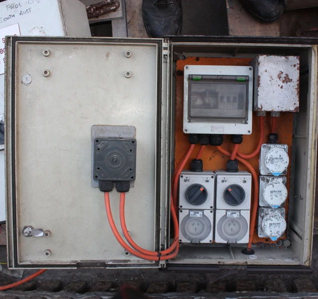 SAFETY LIGHT CONFINED space power distribution board transformer 32V ...