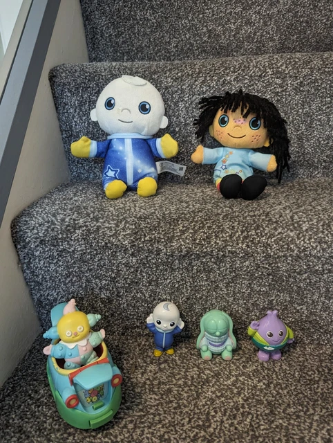 CBEEBIES MOON AND Me Toy Bundle £18.50 - PicClick UK