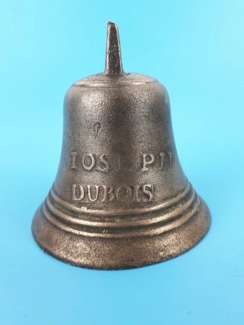 CLOCHE ANCIENNE VINTAGE Joseph DUBOIS de table en bronze France EUR 39 ... CLOCHE ANCIENNE VINTAGE Joseph DUBOIS de table en bronze France EUR 39 ...
