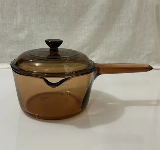 PYREX VISION CORNING Amber 1 Liter Sauce Pot with Spout and Lid V-1-C ...