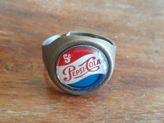 PEPSI-COLA VENDING MACHINE Ring Metal Vintage 1970s Gumball Machine ...
