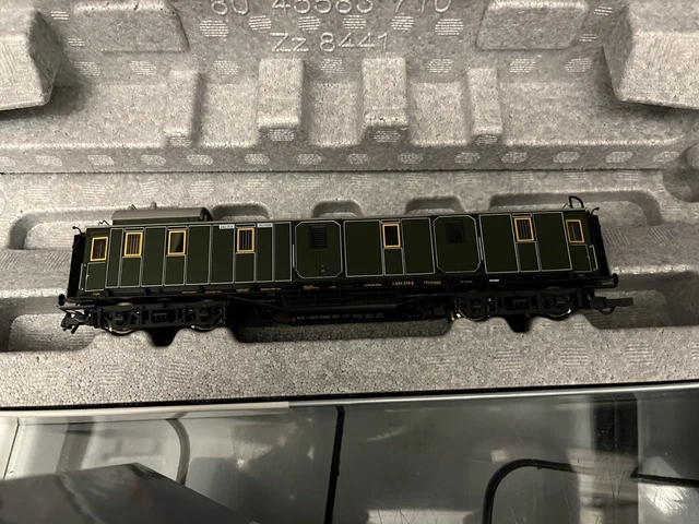 ROCO 'HO' GAUGE 45581 45582 45583 Coaches All Brand New In Boxes £104. ...