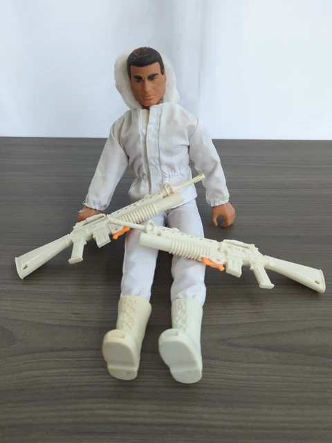 VINTAGE 1993 ACTION Man Artic Assault Hasbro International LTD Moveable ...