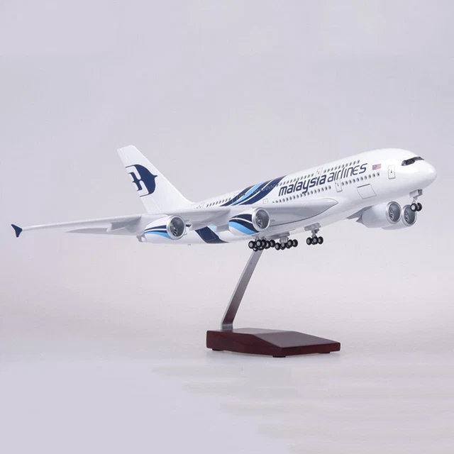 EXTRA LARGE MALAYSIA Airlines Airbus A380 Aircraft Model Plane Toy Gift ...