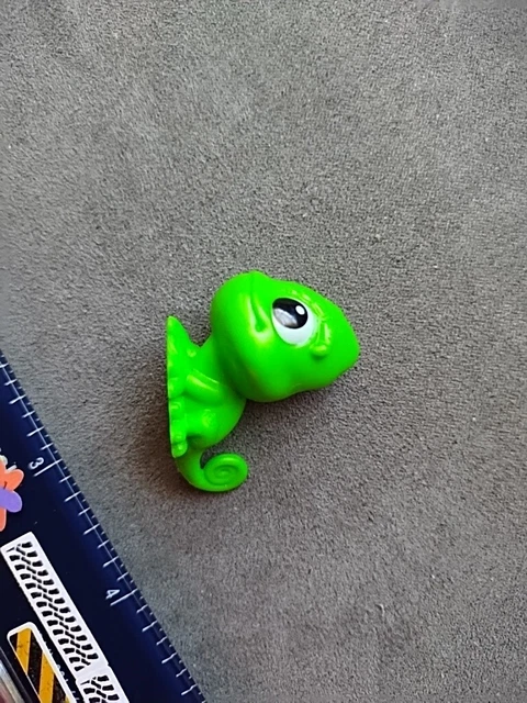 DISNEY TANGLED RAPUNZEL Pascal Pet Chameleon Lizard Mini Figure £6.75 ...