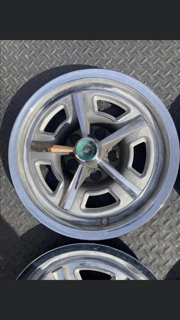 1967 THUNDERBIRD HUBCAPS 5 Factory 15 Inch mag style wheel covers 67 ...