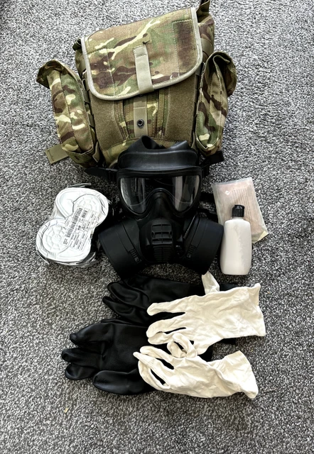 BRITISH ARMY - GSR GAS MASK - SIZE 3 - With bag gloves and NEW filters ...