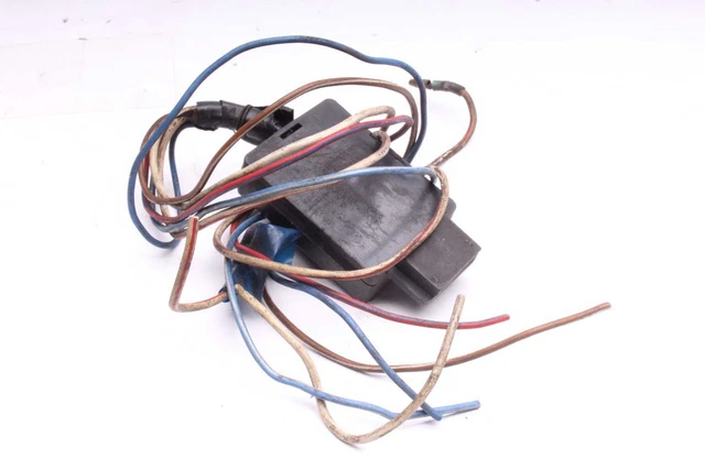 BOÎTE À FUSIBLES Armoire Kawasaki Z 440 KZ440A/H 82-83 EUR 25,98 ...