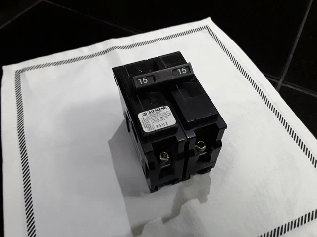 15 AMP SIEMENS Double Pole Circuit Breaker Residential Electrical Panel ...