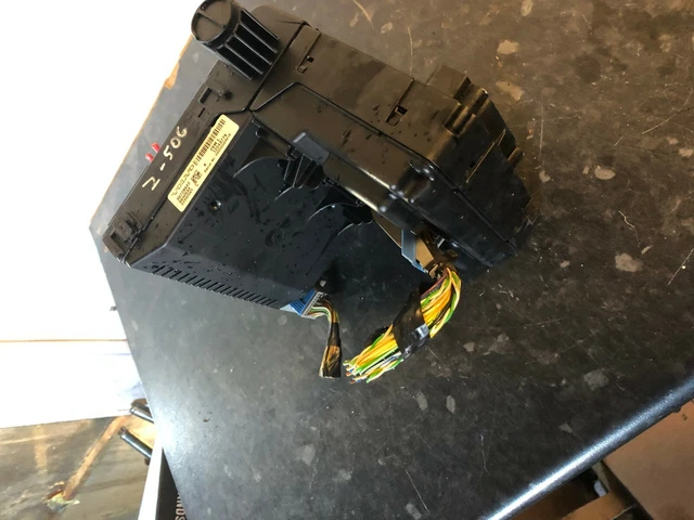 2005 VOLVO S60 D5 Cem Central Electronic Module 30728542 12243779 £50. ...