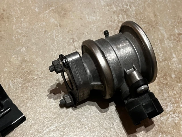 SAP EGR VALVE & Solenoid, secondary air pump parts BMW m62b44TU E38 E39 ...