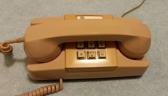 VINTAGE GTE AE Push Button Telephone Model 182 Beige Starlite Phone ...