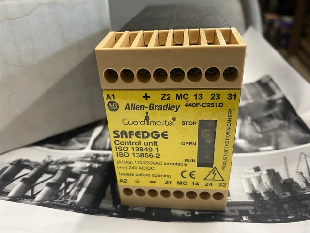 ALLEN-BRADLEY SAFETY RELAY 440F-C251D Control Unit Guardmaster Safedge ...