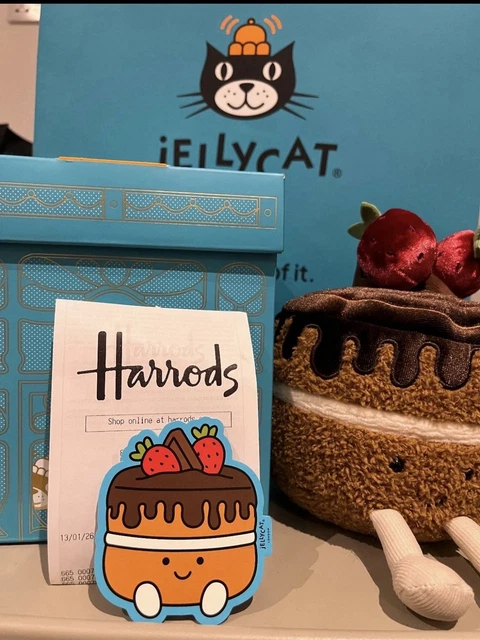 JELLYCAT X HARRODS Exclusive New Chocolate Strawberry Cake - Tags, Box ...