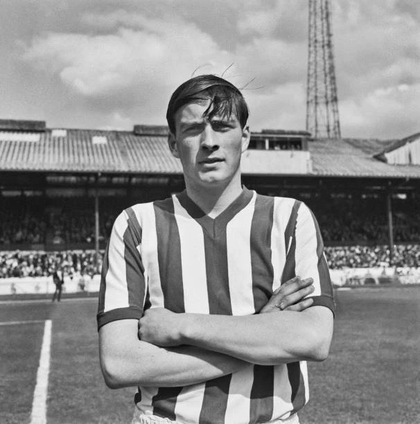 SCOTTISH FOOTBALLER JOHN O'Hare at Stamford Bridge in London 1960s OLD ...