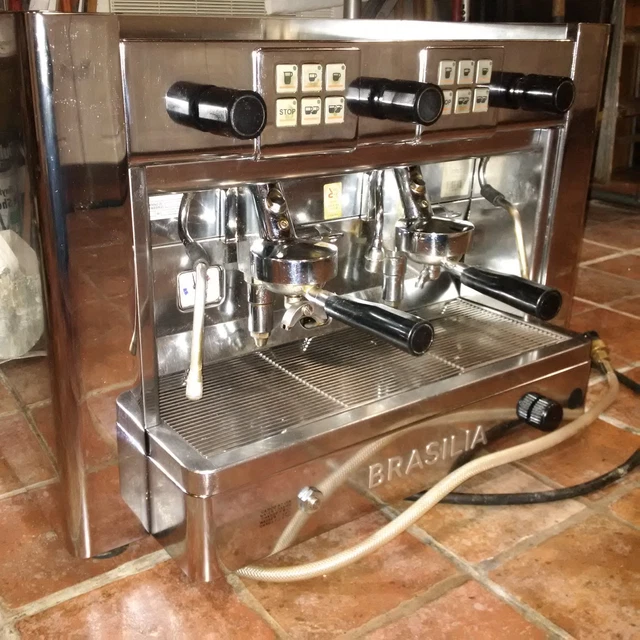 BRASILIA GRADISCA COMMERCIAL Espresso Machine - 2 Group rest. dig 2gr ...
