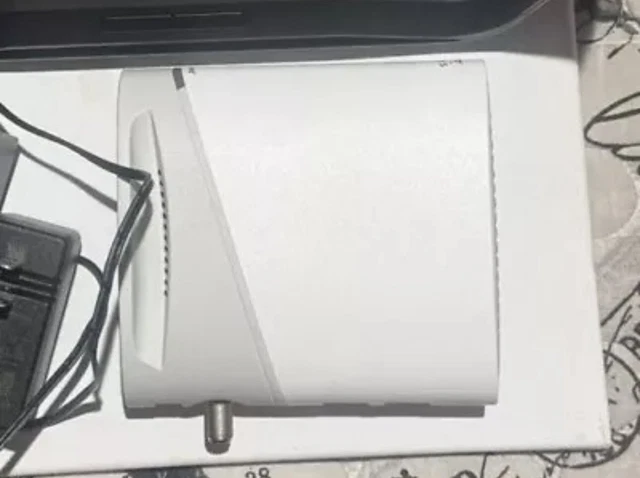 ARRIS SURFBOARD DOCSIS 3.1 Multi-Gigabit modem 2.5 Gbps Cable Modem ...