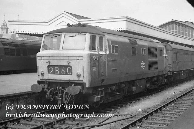 DIESEL RAILWAY PHOTO CLASS 35 HYMEK D7005 BRISTOL ...