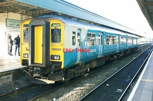 PHOTO CLASS 150 Sprinter 2-Car Dmu No 150 259 At Cardiff Central Of ...