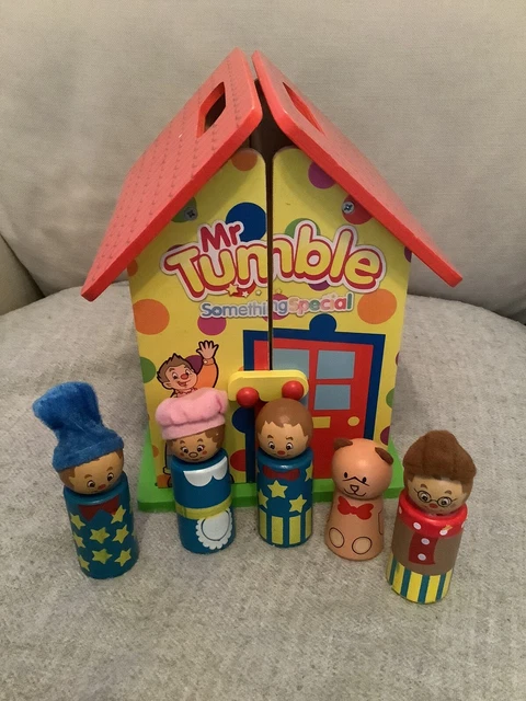 CBEEBIES MR TUMBLE Something Special Wooden Carry Along House & Figures ...