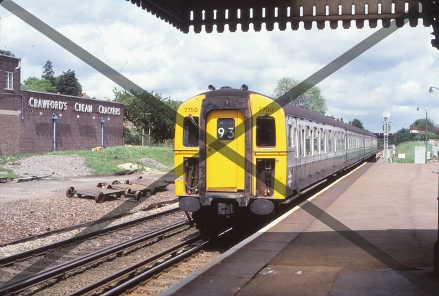 RAILWAY LOCOMOTIVE 35MM Slide – Class 423 4-Vep Emu At Unknown Station ...