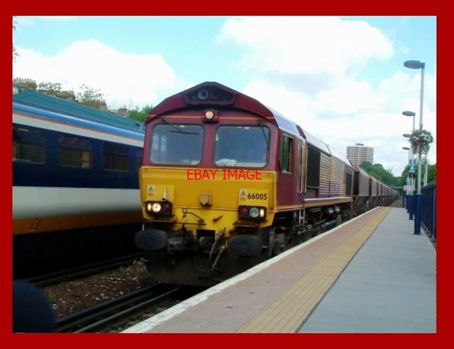 PHOTO CLASS 66 Loco No 66005 £1.65 - PicClick UK