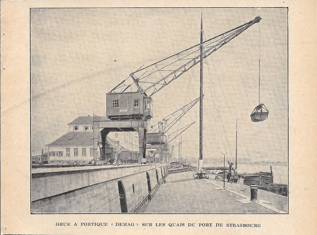 GRUE A PORTIQUE Demag sur les quais du port de Strasbourg - Immagine ...