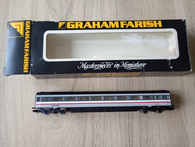 GRAHAM FARISH N Gauge 0706 BR MK3 TSO Intercity Executive Livery Coach ...