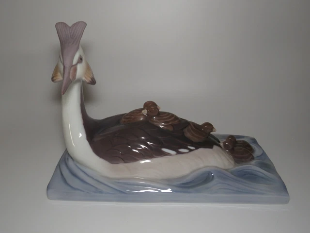 GREBE MIT ENTENKÜKEN Bing & Grondahl 11" Porzellan #2439 K Otto ...