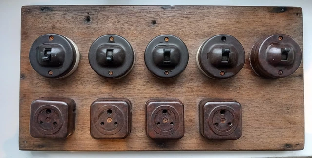 VINTAGE 5 BAKELITE Light Switches Rare Vintage Joblot crabtree and ...