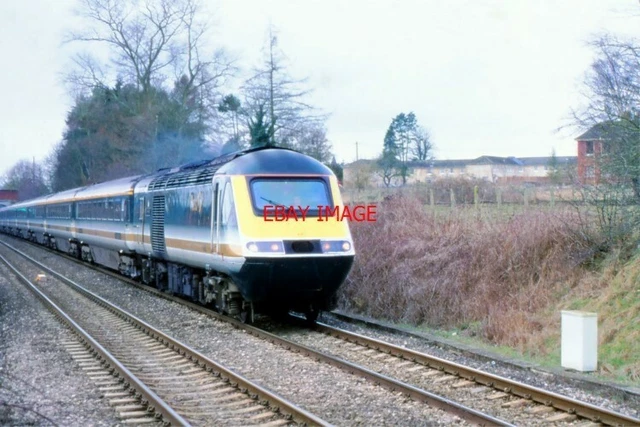PHOTO HST At Enborne 1999S First Great Western Livery £1.45 - PicClick UK