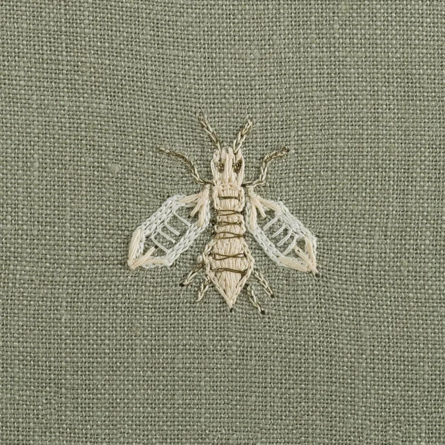 CHELSEA TEXTILES NAPOLEON Bees Off White On Linen 140x256cm £312.70 ...