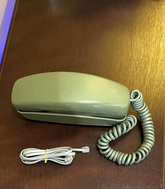 VINTAGE WESTERN ELECTRIC Bell System Green Rotary Dial Trimline Phone ...